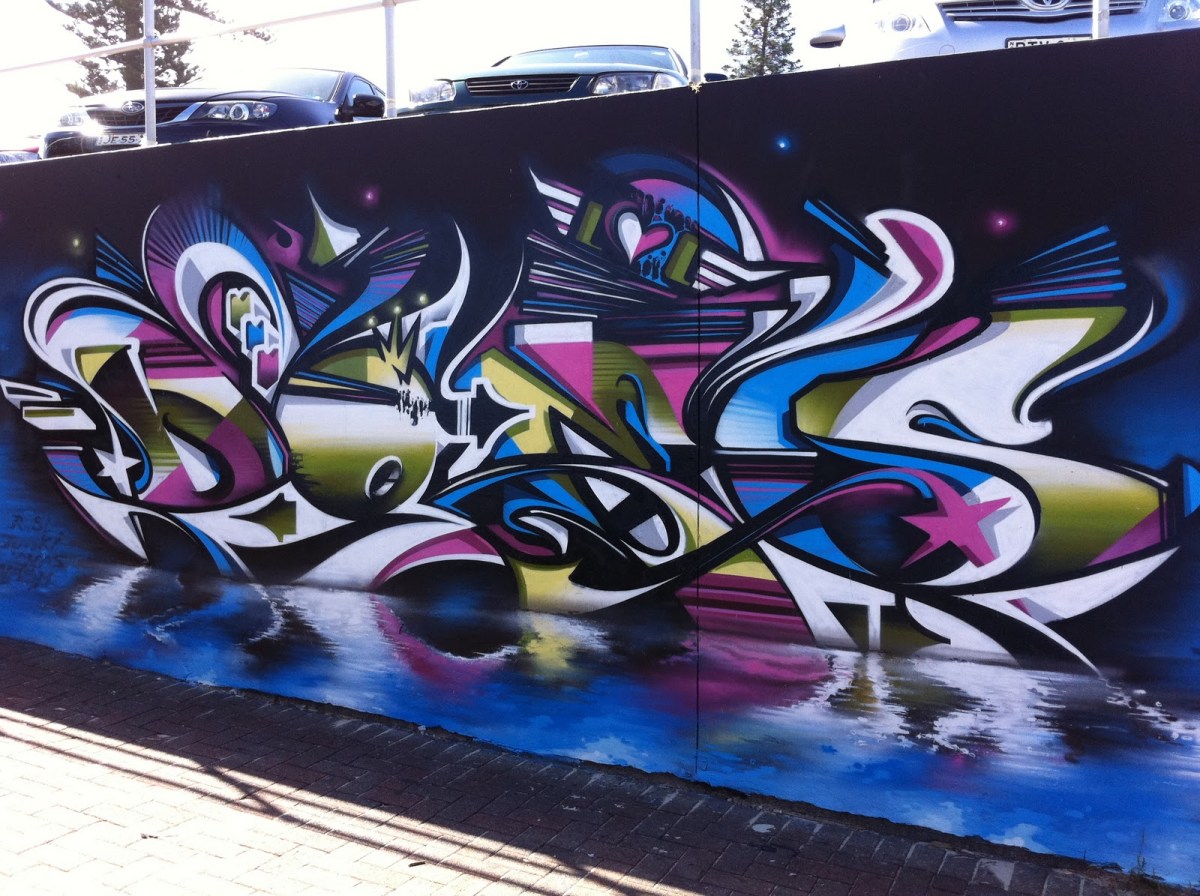 2010 – DOES Sydney – Bondi Beach Graffiti Wall